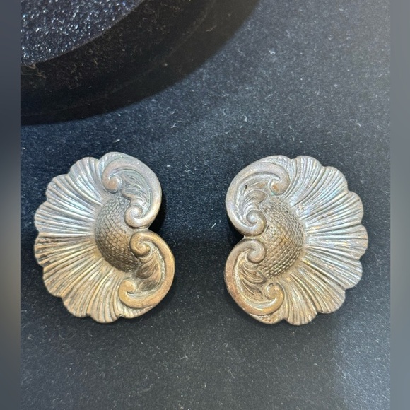 Vintage | Jewelry | Vintage Old Repousse Scalloped Pierced Victorian ...